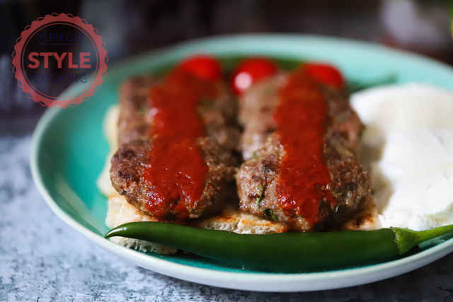 Kofte With Pide Recipe - Turkish Style Cooking